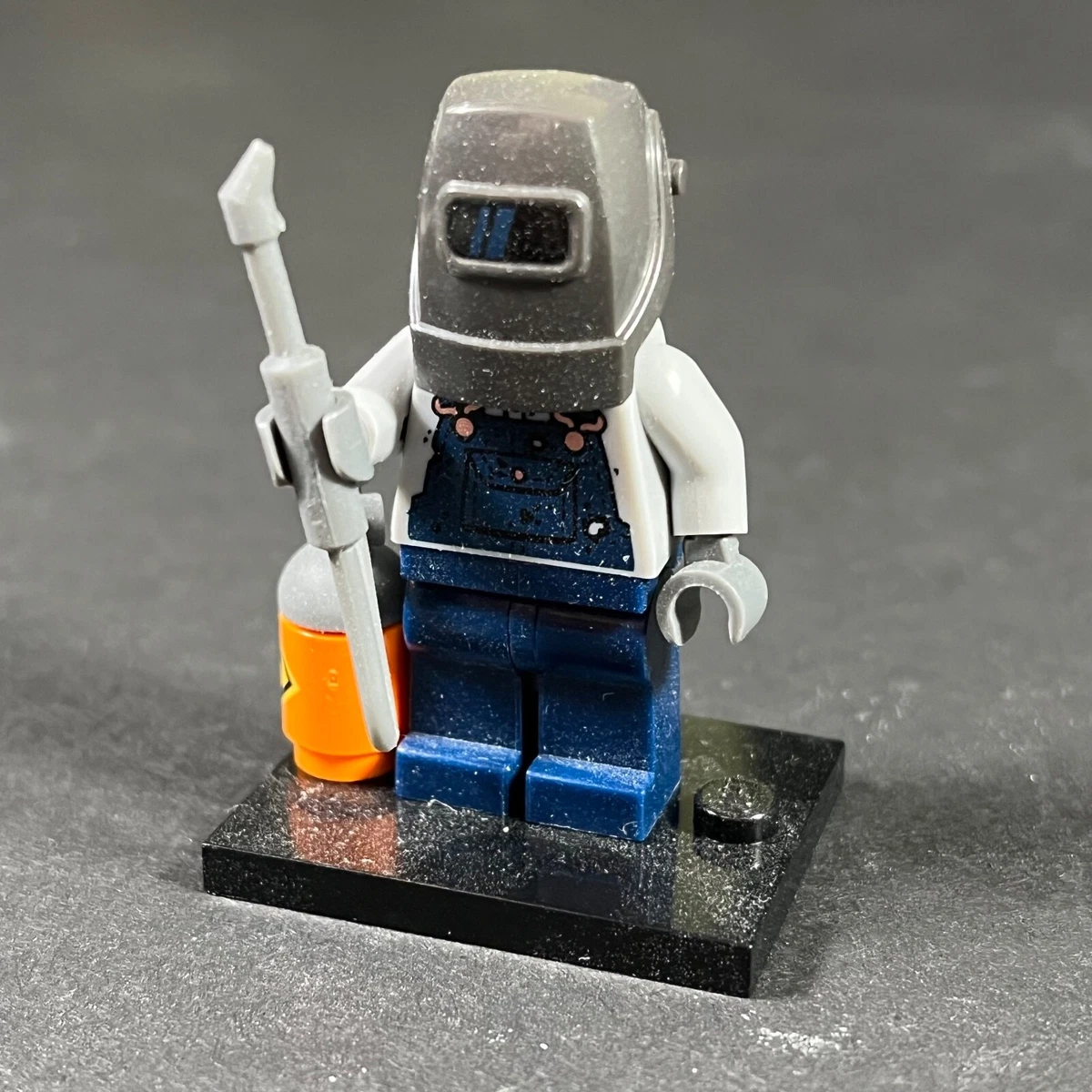 Lego Minifigures Series 11 Welder