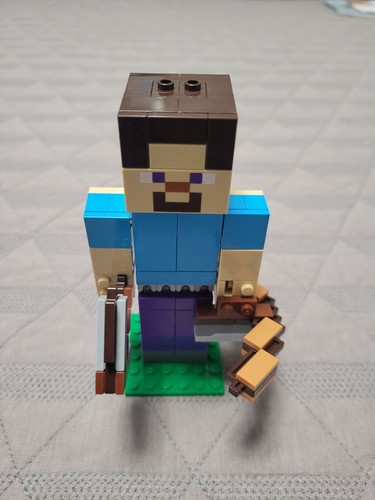 LEGO Minecraft 21148 Steve BigFig Pickaxe Bow Used No Box Or ...
