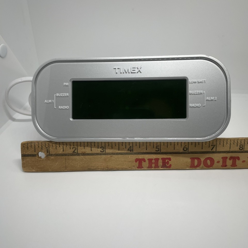 Timex AM/FM Dual Alarm Clock Radio with 1.2-Inch Green Display Model ...