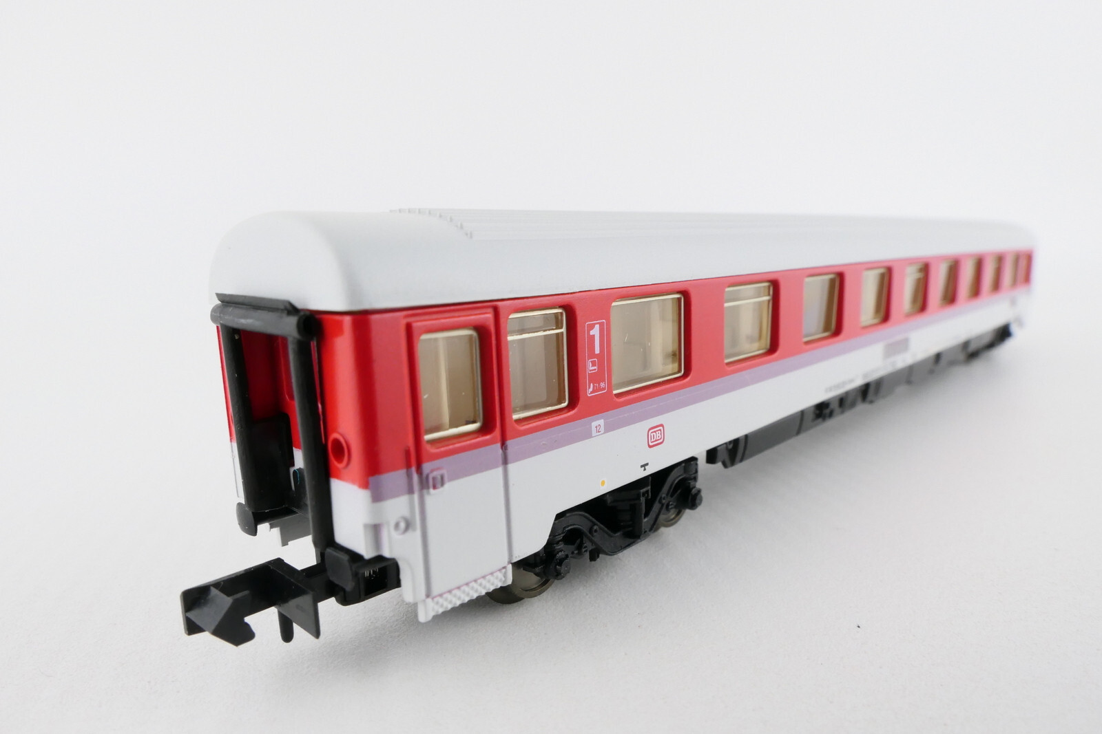 Arnold 3769 IC Abteilwagen Avmz 207 1.Kl. der DB, rot/beige, OVP ...