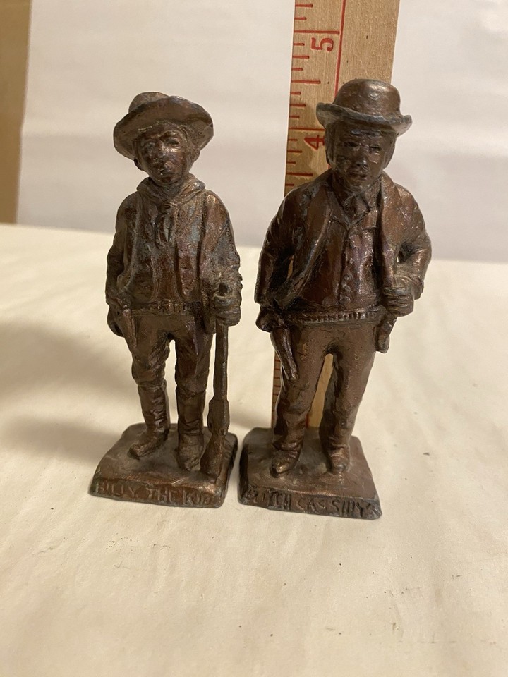 2 Wild West Cast Iron Figurine Butch Cassidy & Billy The Kid History Of ...