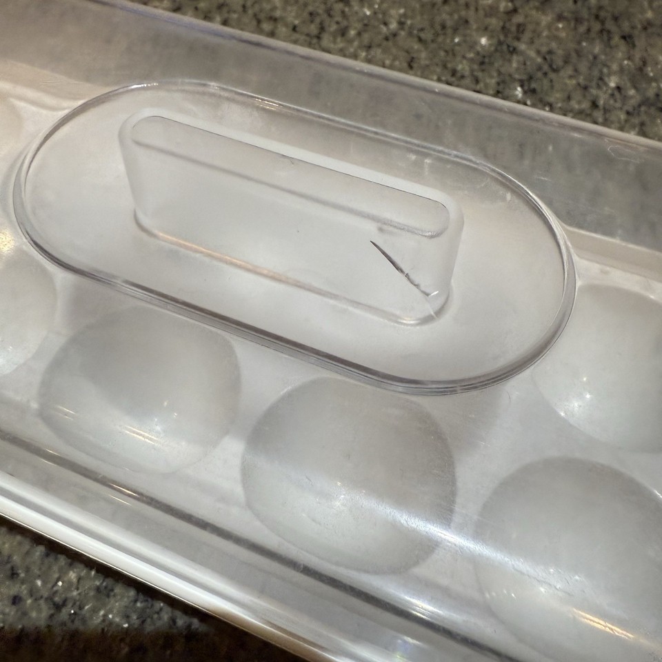 Sub-Zero Egg Tray with Lid – OEM Refrigerator Egg Holder for 700 Series ...