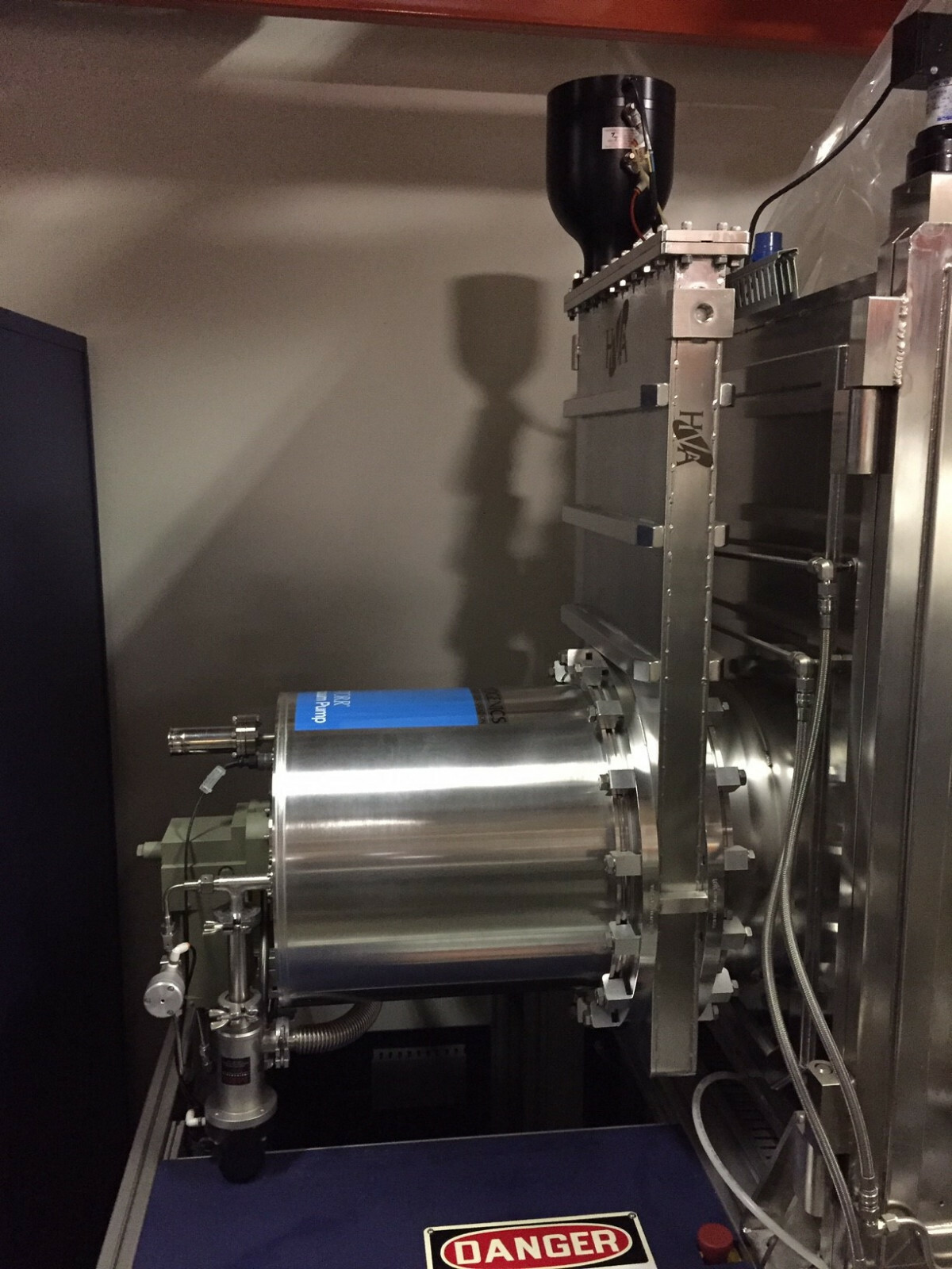 CTI 400 CT-400 Cryotorr Cryo Pump ISO with HVA ISO Valve / Mint / 4 mo ...