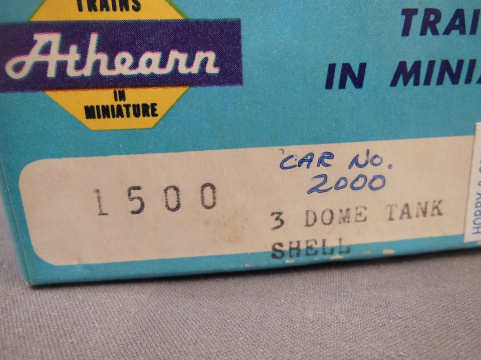 HO SCALE ATHEARN 1500 SHELL THREE DOME TANK CAR KIT | eBay