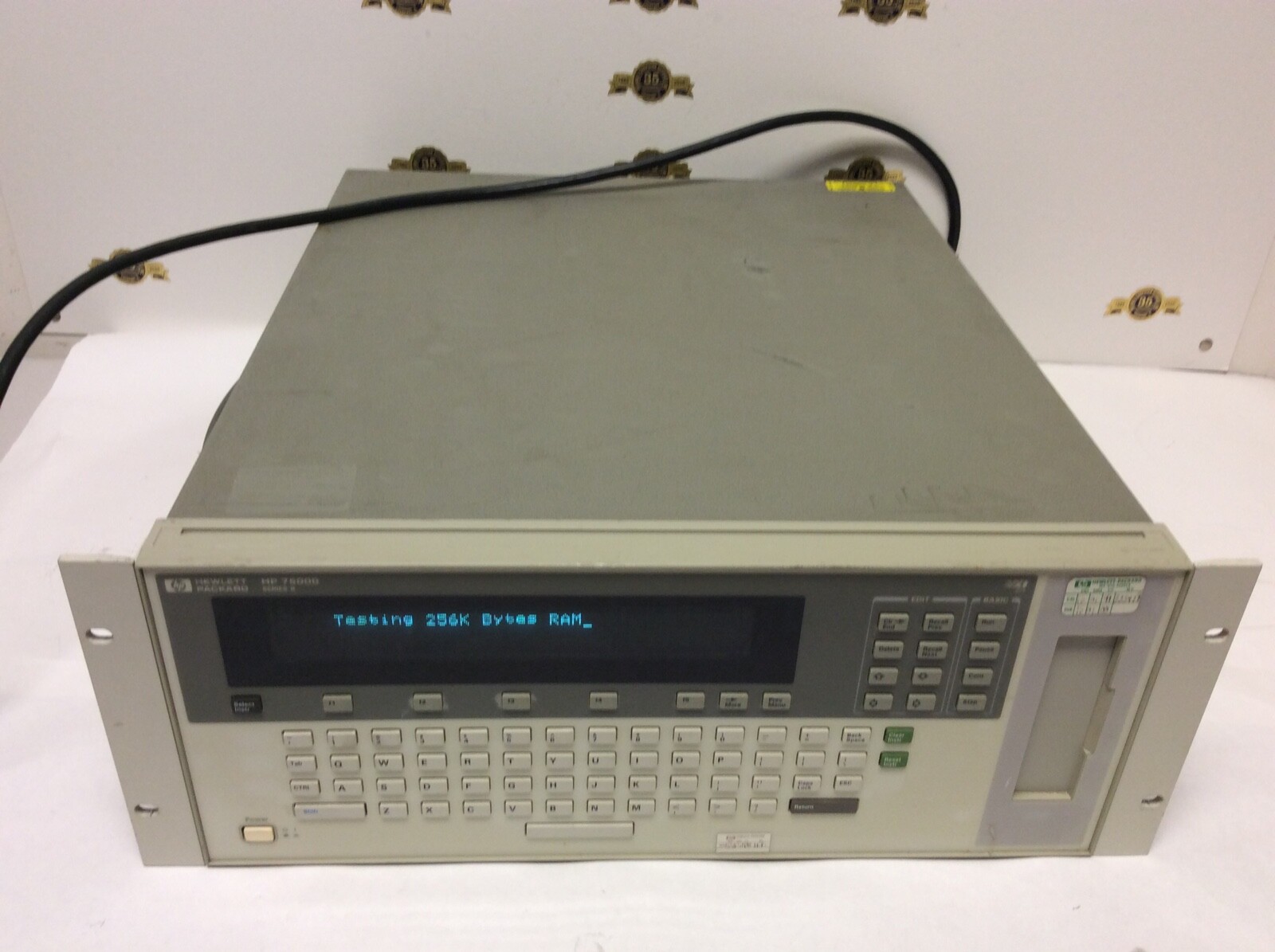 Hewlett-Packard HP 75000 Series B VXI Bus E1345-66201 Relay Mux E1326B ...