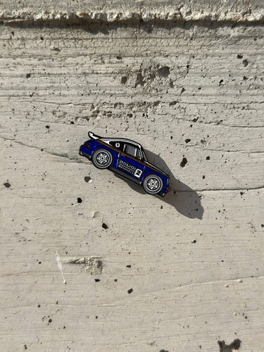 Porsche 911 Rothmans Livery Enamel Pin | The Rally Legend in Racing ...