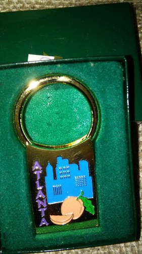 Metal Keychains, Atlanta Keychain with City Skyline and Georgia Peach ...