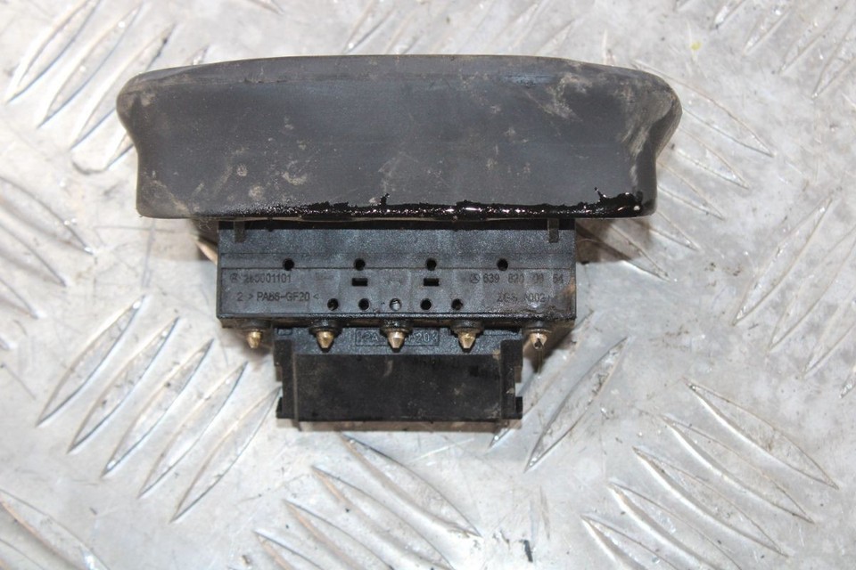 Mercedes Vito PANEL VAN W447 Driver side Sliding Door contact switch ...