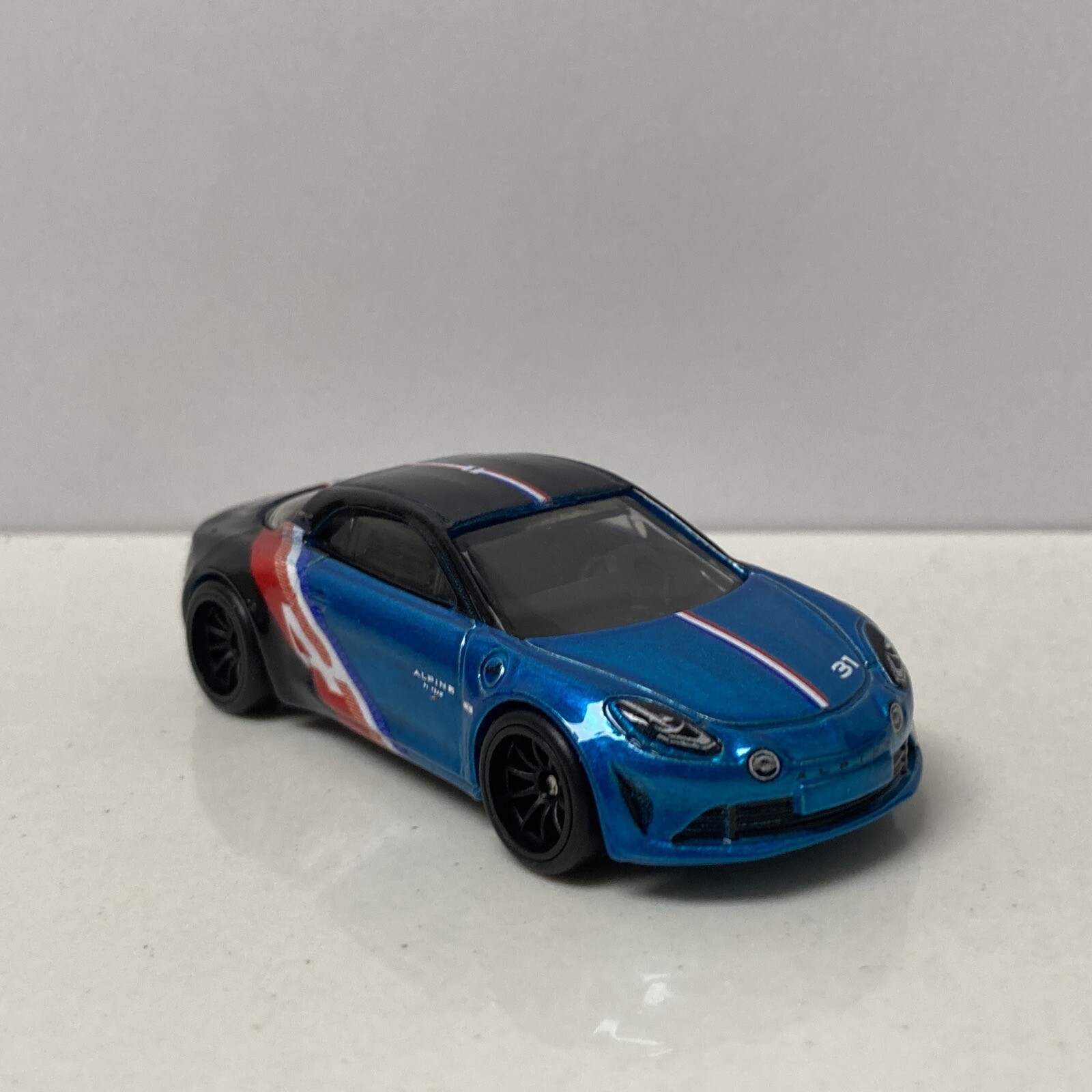 2017-2019 Alpine A110 Collectible 1/64 Scale Diecast Diorama Model | eBay