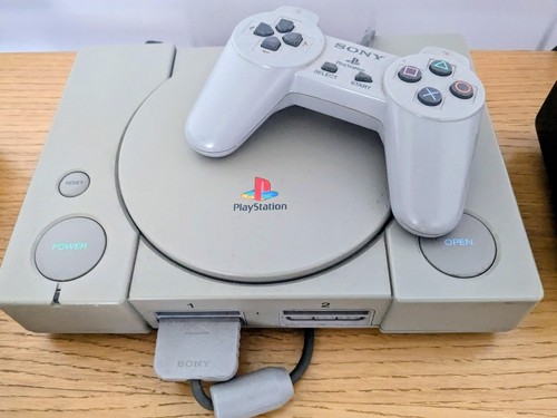 Sony PlayStation 1 Console SCPH-1001 PS1 with Controllers - Audiophile ...
