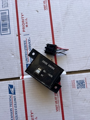 cadillac brougham 1990 GM CRUISE CONTROL switch OEM #1617628 Conector ...