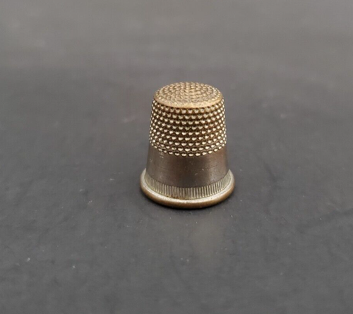Vintage Small Thimble Metal Possibly a Childs 5/8" Diameter | eBay