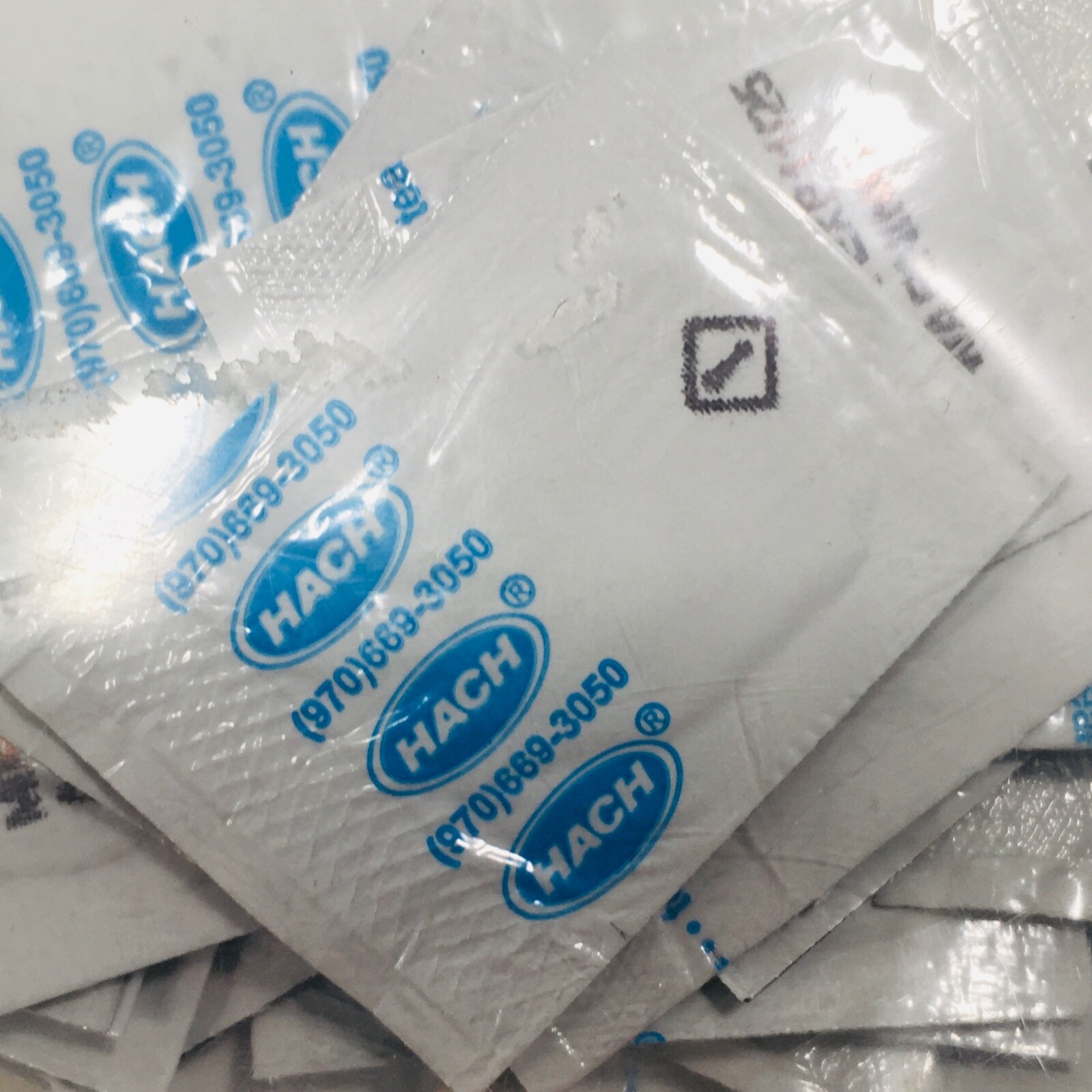 Hach Citric Acid Reagent Powder Pillows for Silica, 25 mL, (Pack of 100 ...