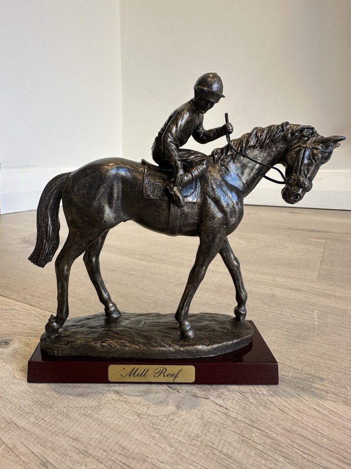 Mill Reef Horse Racing Sculpture – The Sport of Kings – Boxed – Atlas ...