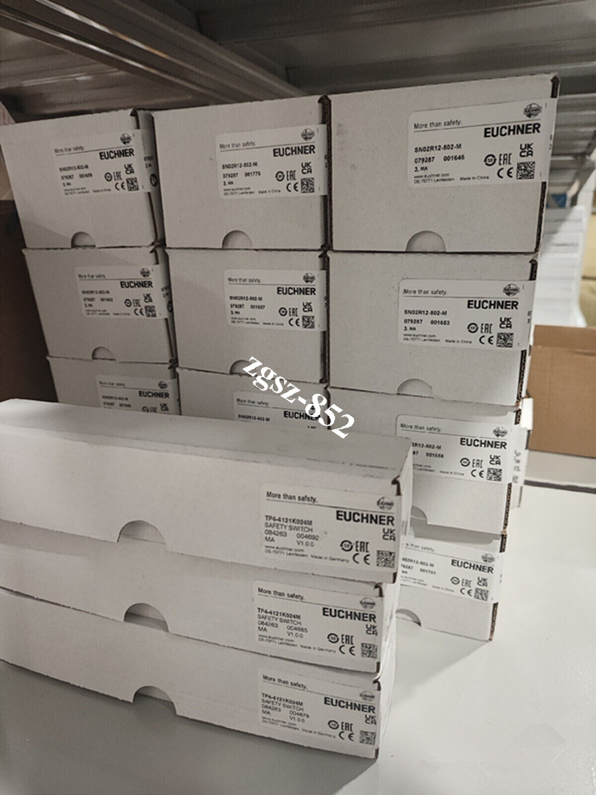 EUCHNER MGB-L2HB-PNC-R-117025 Security Lock Brand New Fast Shipping ...