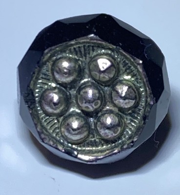 Buttons - Antique Jet