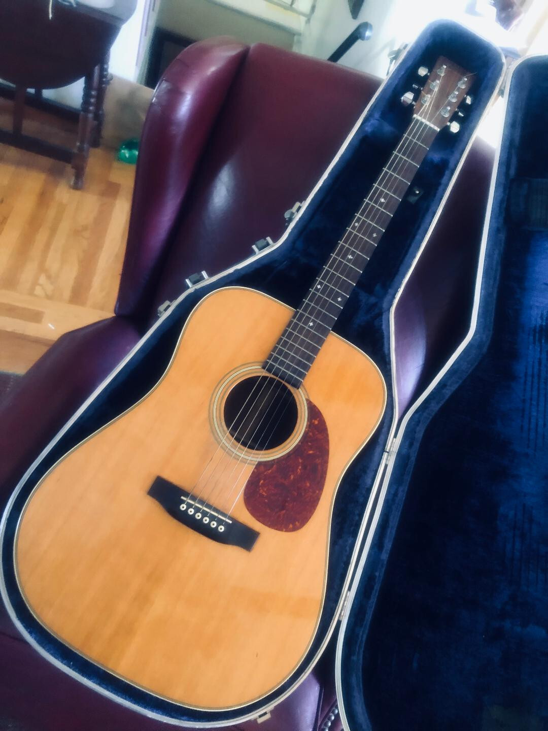 Used HD-2832 Martin Shenandoah Acoustic Guitar with Hard Case 6 String ...