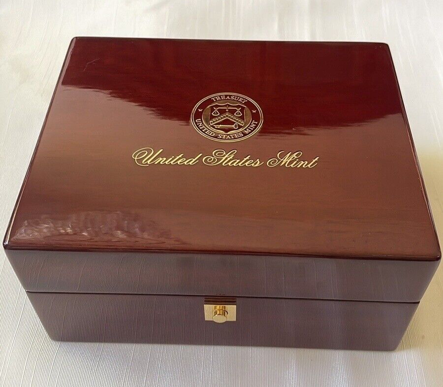 2009 Ultra High Relief double Eagle Gold Coin Display storage Case Box ...