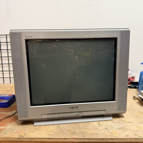 Sony 20" Trinitron Color CRT - KV-20FV12 Retro Gaming TV with Remote ...