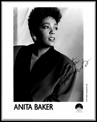 Anita Baker - R&B Singer - 8x10 Photo - Signed | Autograph | eBay