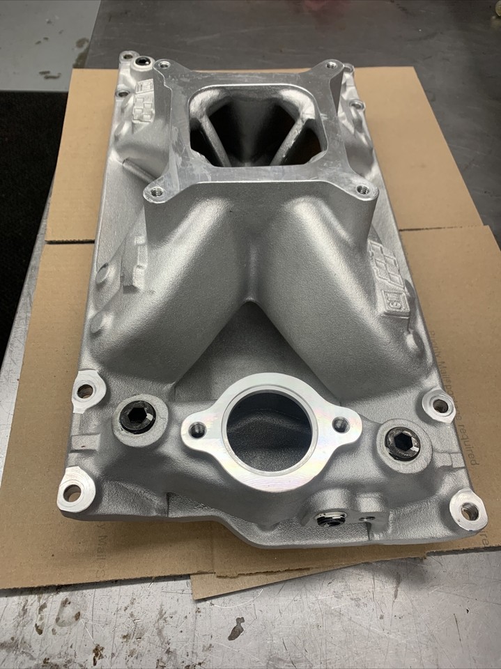 Chevrolet Performance 12496822 SBC Vortec Eliminator Intake Manifold ...