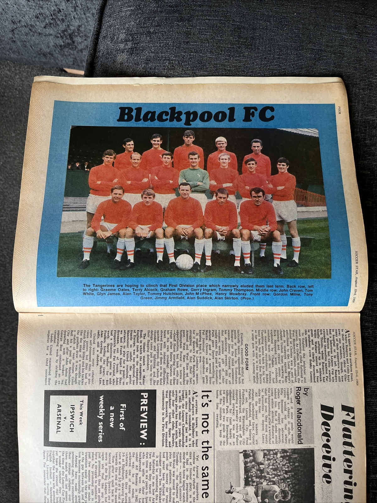 Soccer Star Magazine - 23 Aug 1968 - Blackpool QPR team groups Ian St ...
