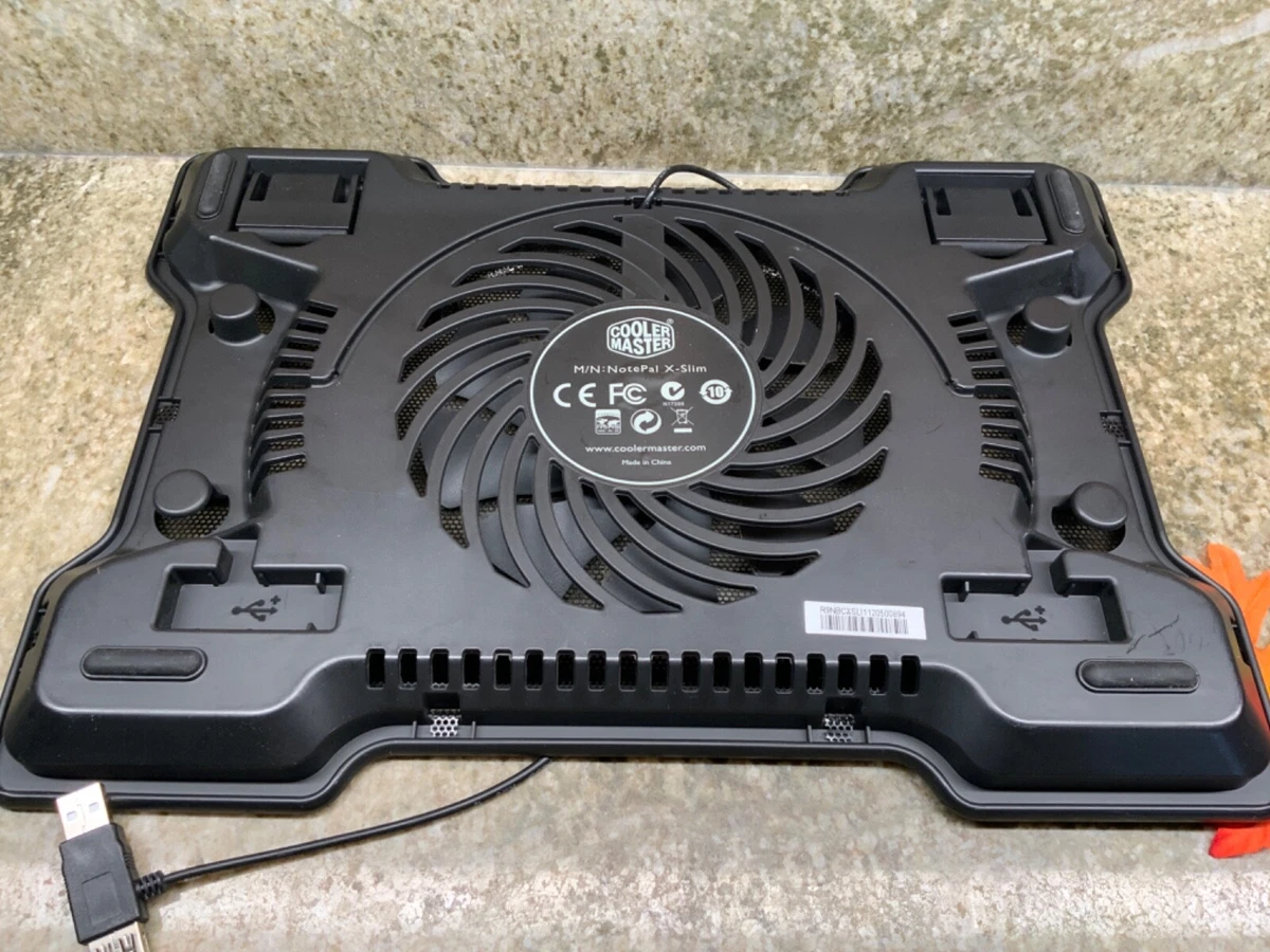 Cooling Pad Cooler Master