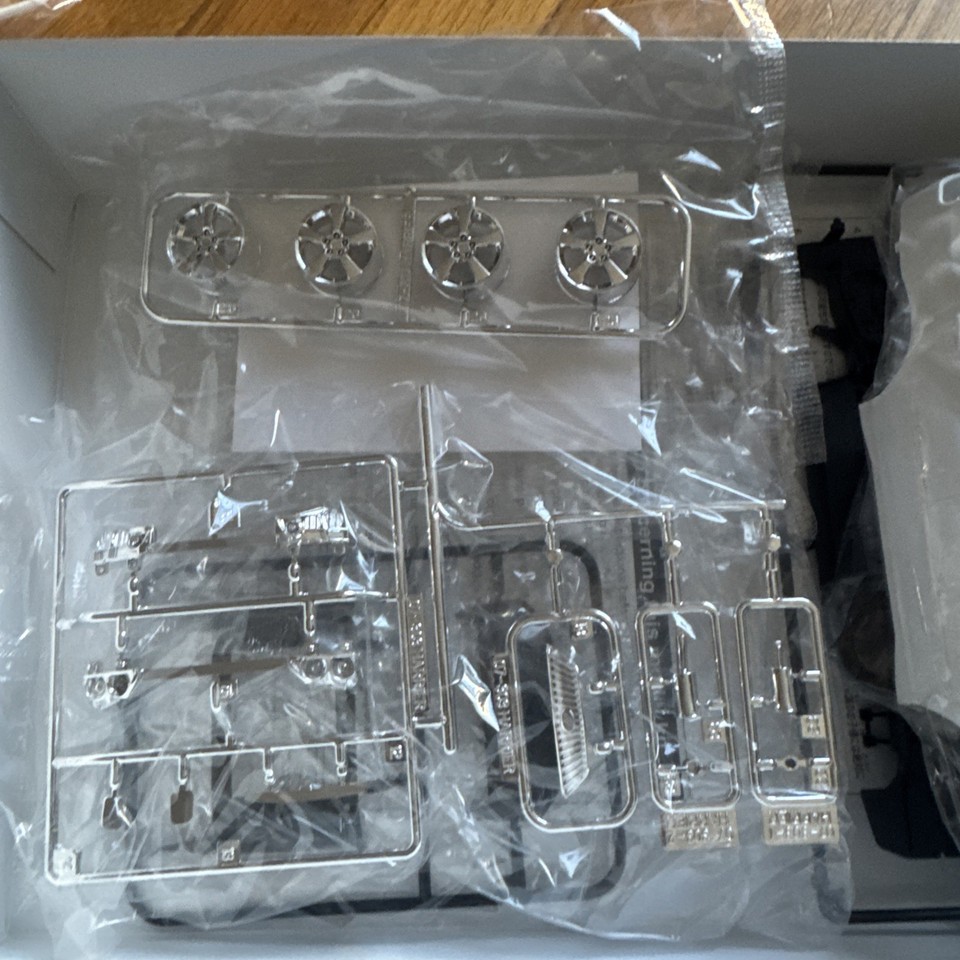 Aoshima 1/24 TOYOTA Harrier 2006 LEXUS RX Plastic Model Kit | eBay