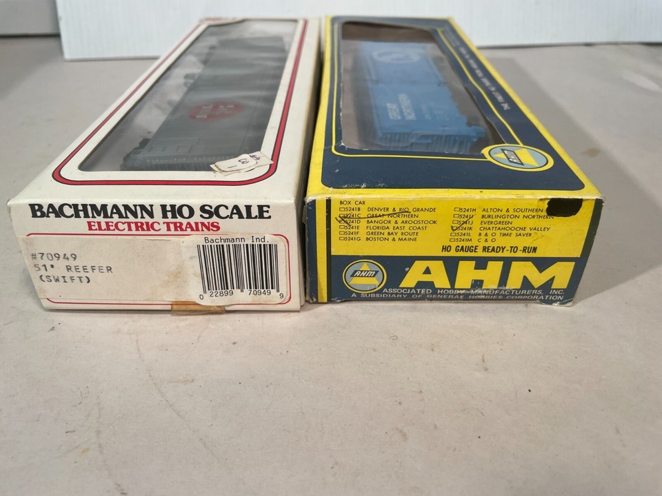 HO Gauge AHM Great Northern Box Car #31064 Bachmann Swift Reefer | eBay