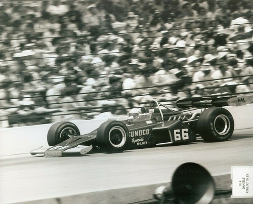 MARK DONOHUE 1972 INDY 500 WINNER McLaren ROGER PENSKE Offy 8 X 10 ...