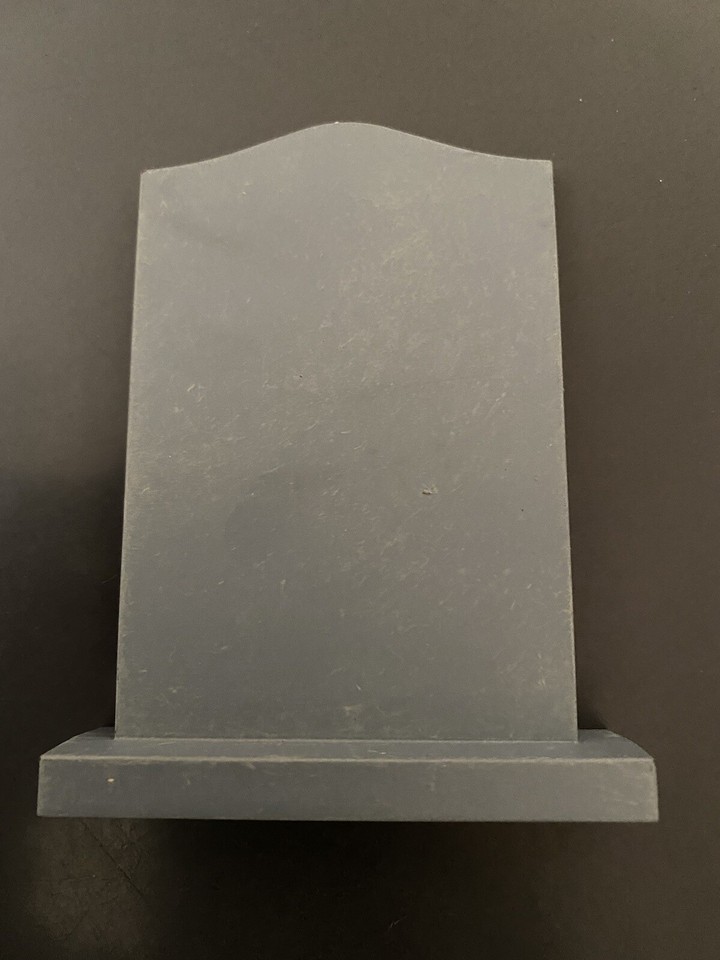 NECA Halloween Judith Myers GRAVE TOMBSTONE ACCESSORY Fodder | eBay