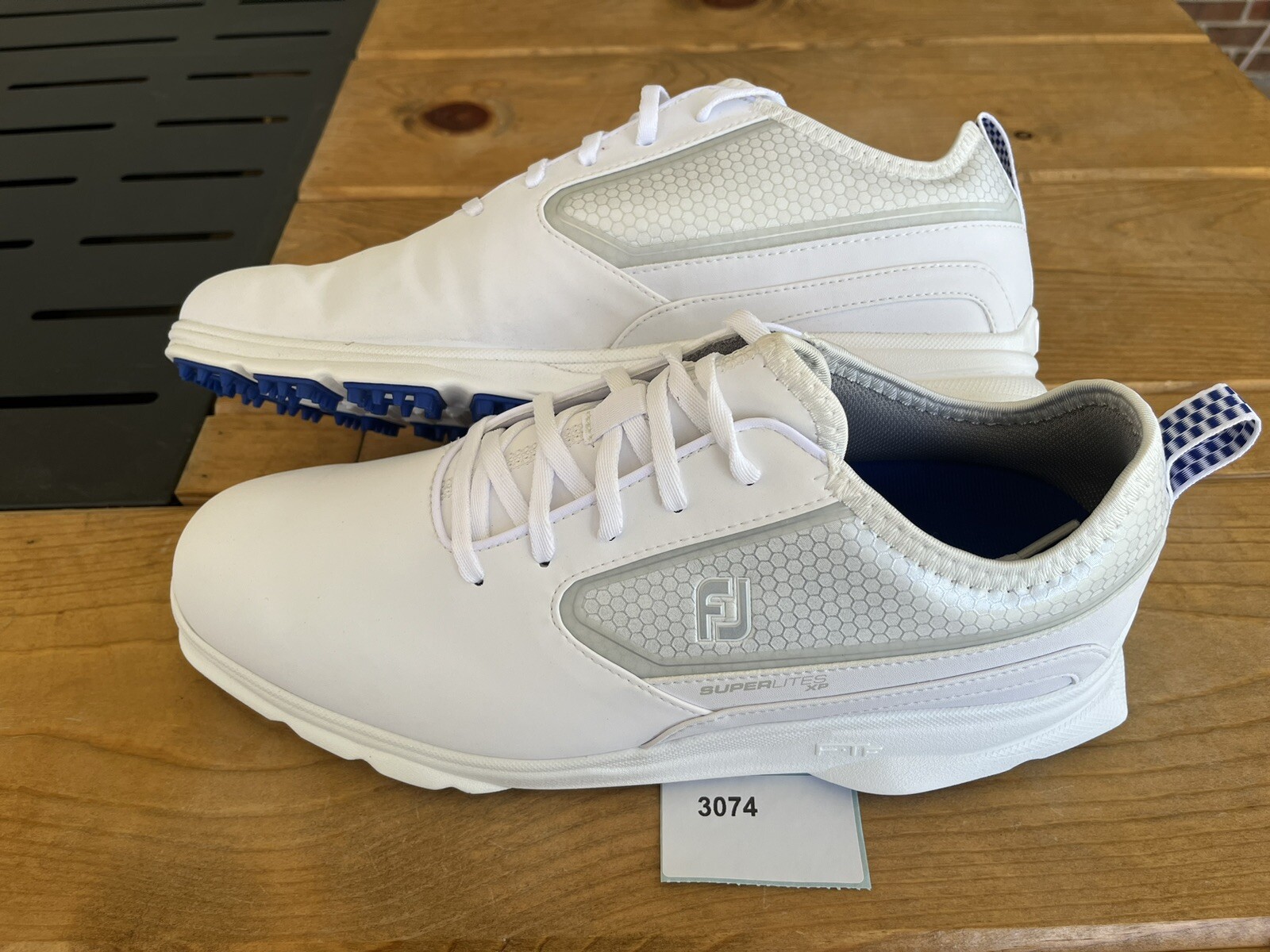 FootJoy SuperLites XP 58087 White/Blue Men Spikeless Golf Shoe, Size 9. ...