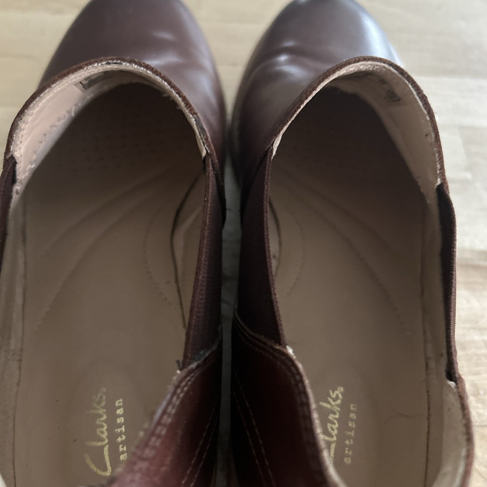 Clarks Leather Fashion Oxford Casual Shoe Extra Light Soles 16501 ...