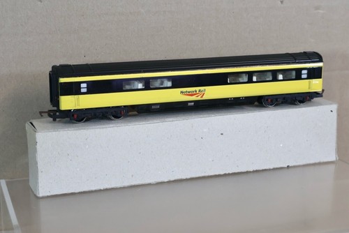 Hornby R454 Re Peint Br 'Network' Rail MK3 Ingénieurs Test Coach Og | eBay