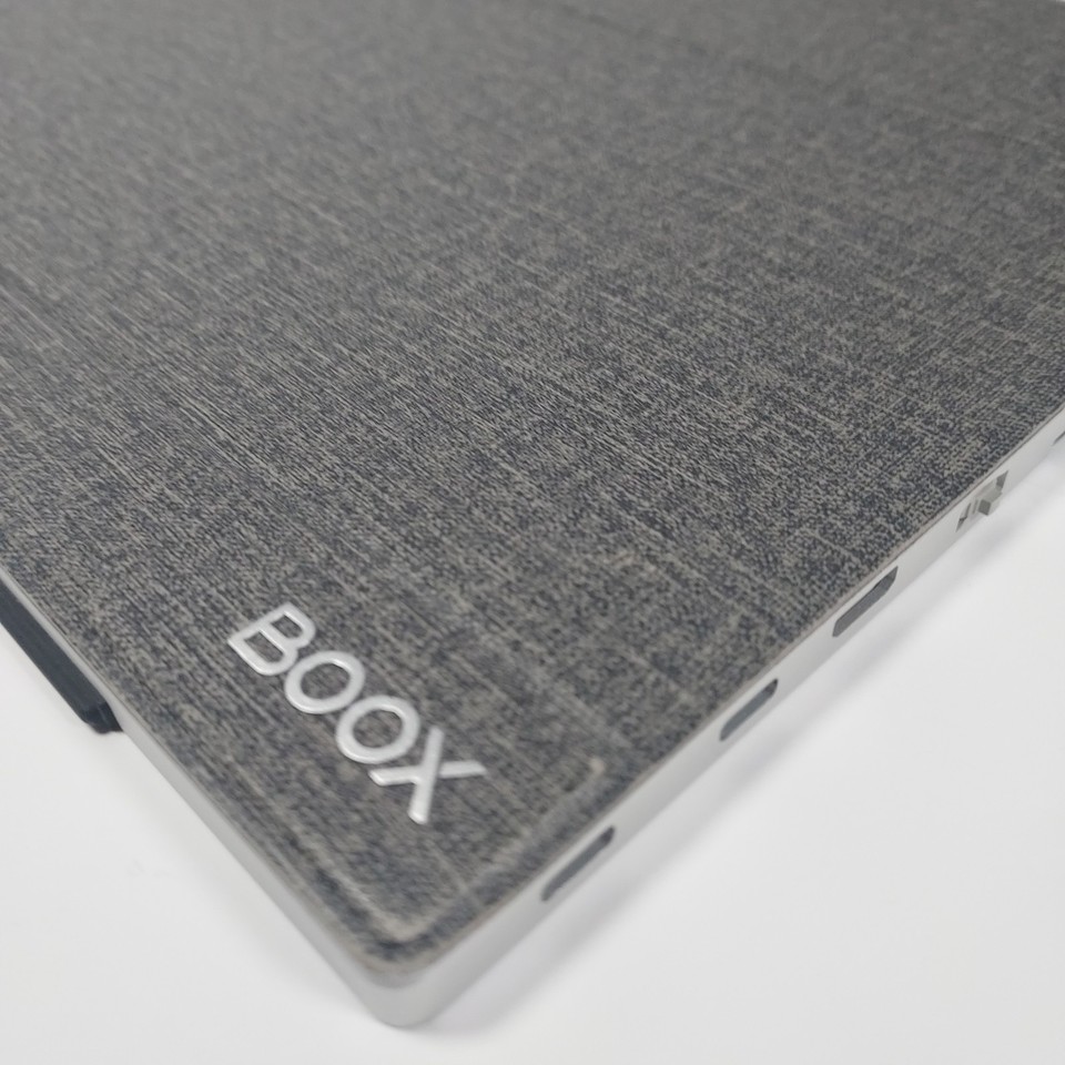 Onyx Boox Mira 13.3 inch Black and White E-Ink Monitor w/ Case, USB-C ...