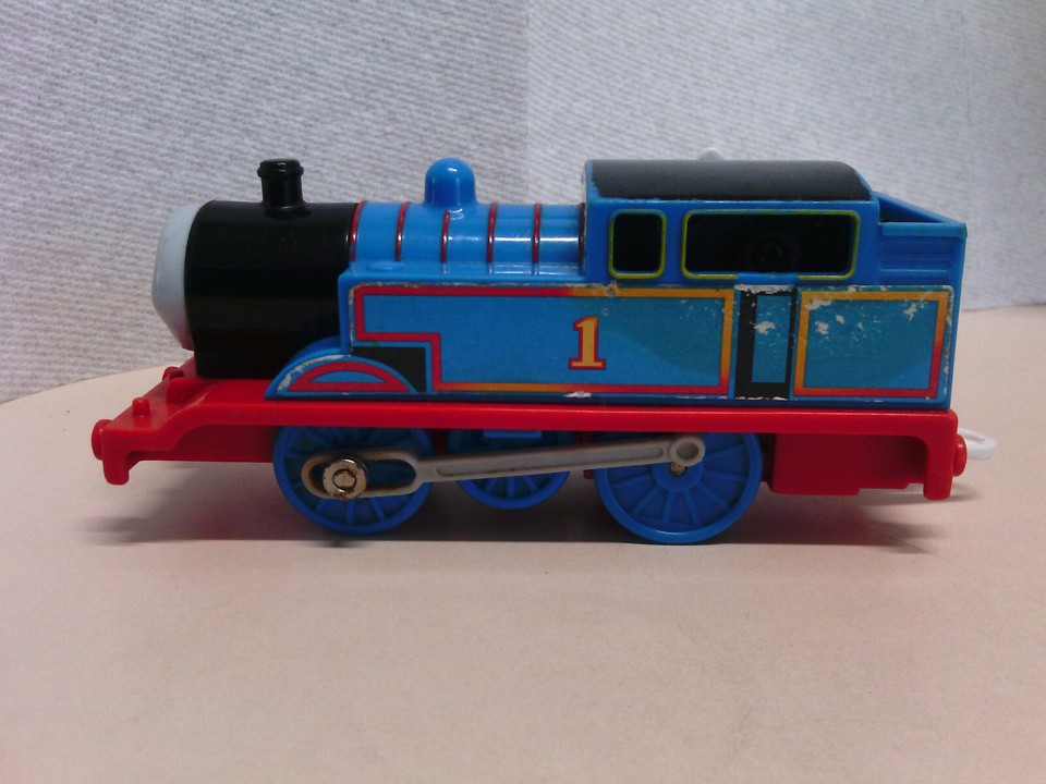 NON WORKING Thomas and Friends Trackmaster Battery Operated Tank Engine ...