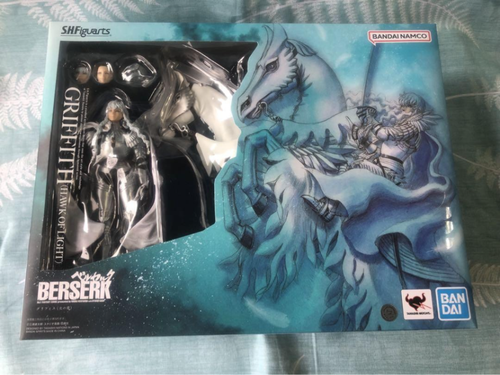 S.H.Figuarts Griffith (Hawk of Light) "Berserk" Bandai Spirits - New ...
