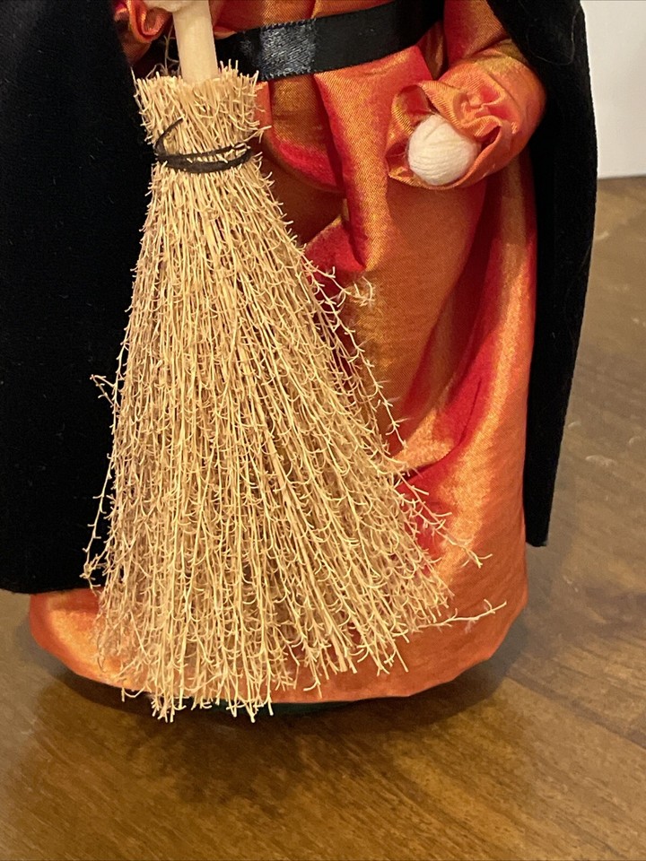 RARE Byers Choice Caroler Fall Halloween Witch With Broom Figure ...