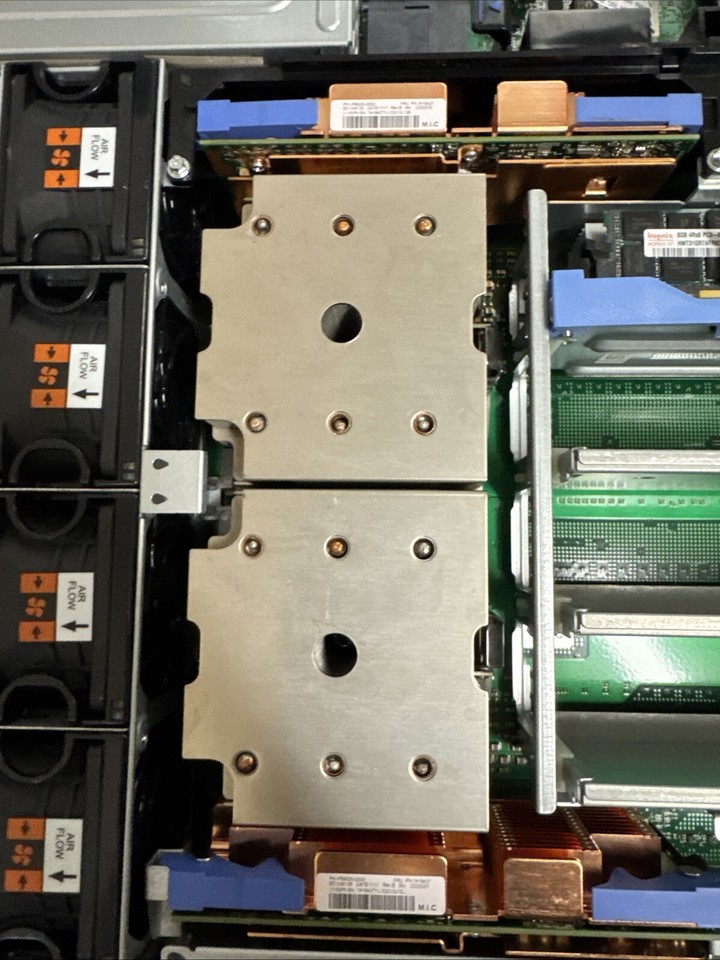 IBM 8231-E2b Power p730 Server, 3.55GHz 16 core, 2 x EPC3, PowerVM ...