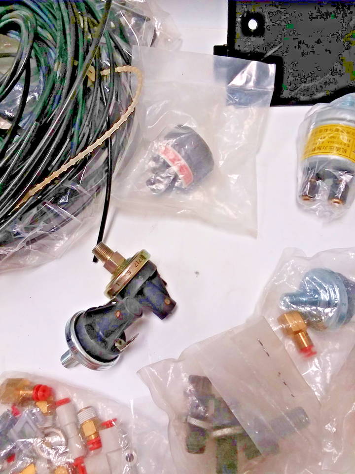 MOTOR TRIKE HONDA GL1800 GL1500 GOLD WING PARTS ASSORTMENT "THE WHOLE ...