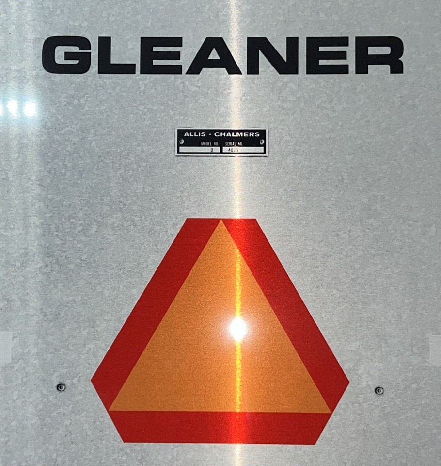 Wow!! Curved Allis Chalmers GLEANER COMBINE farm Equipment Tractor 3D ...