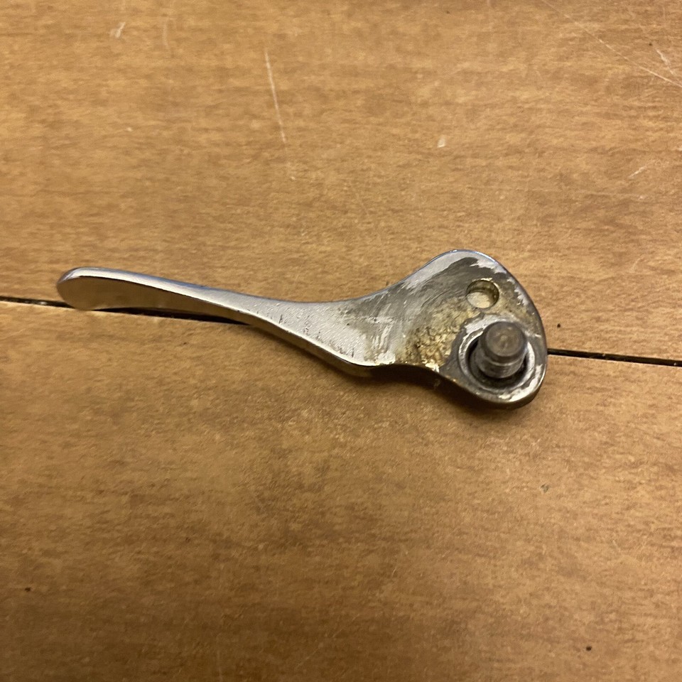 Singer 416 Sewing Machine Replacement OEM Part Presser Foot Lever | eBay