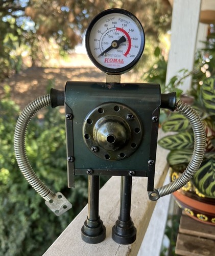 Metal Robot Sculpture Steampunk 9.5” Tall Spring Arms Industrial | eBay