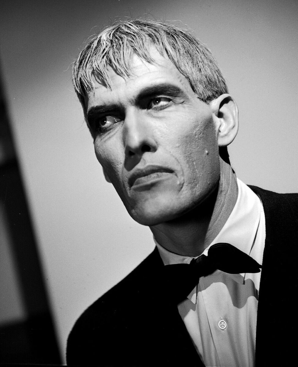 The Addams Family Cast Ted Cassidy Lurch 8x10 Picture Celebrity Print ...