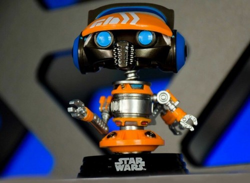 DJ R3X Funko POP DISNEY LAND Star Wars Galaxy’s Edge EXCLUSIVE REX OGA ...