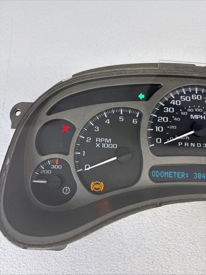 03-06 GMC Yukon Denali Instrument Panel Cluster Speedometer OEM ...