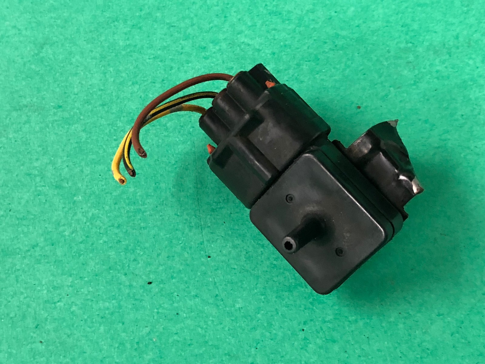 1997 - 2001 Toyota Camry Manifold Air Pressure MAP Sensor Unit P 89420 ...