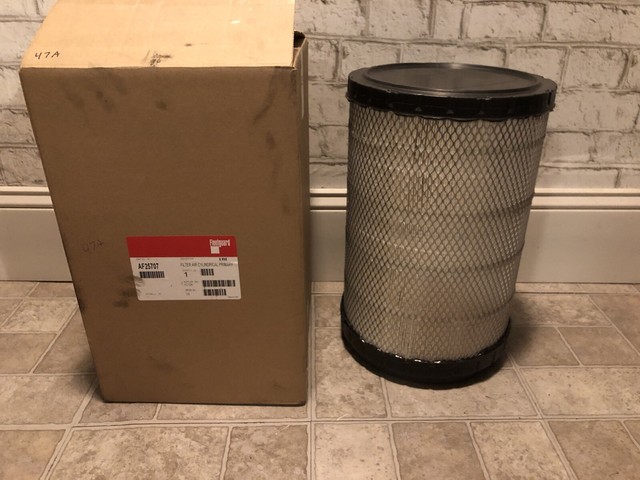 Air Filter Primary International AF25707 Fleetguard Cummins for sale ...
