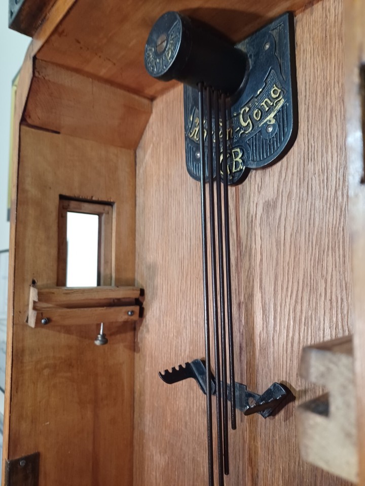 Antique German GUSTAV BECKER Solid Oak Arts/Crafts Style Wall Clock: ON ...