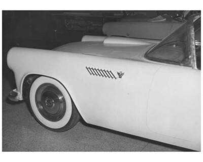 1955 Ford Thunderbird Front Fender Louvers and V8 Insignia Press Photo ...